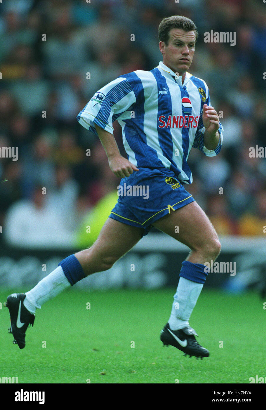 ANDY SINTON SHEFFIELD WEDNESDAY FC 24 August 1994 Stock Photo - Alamy