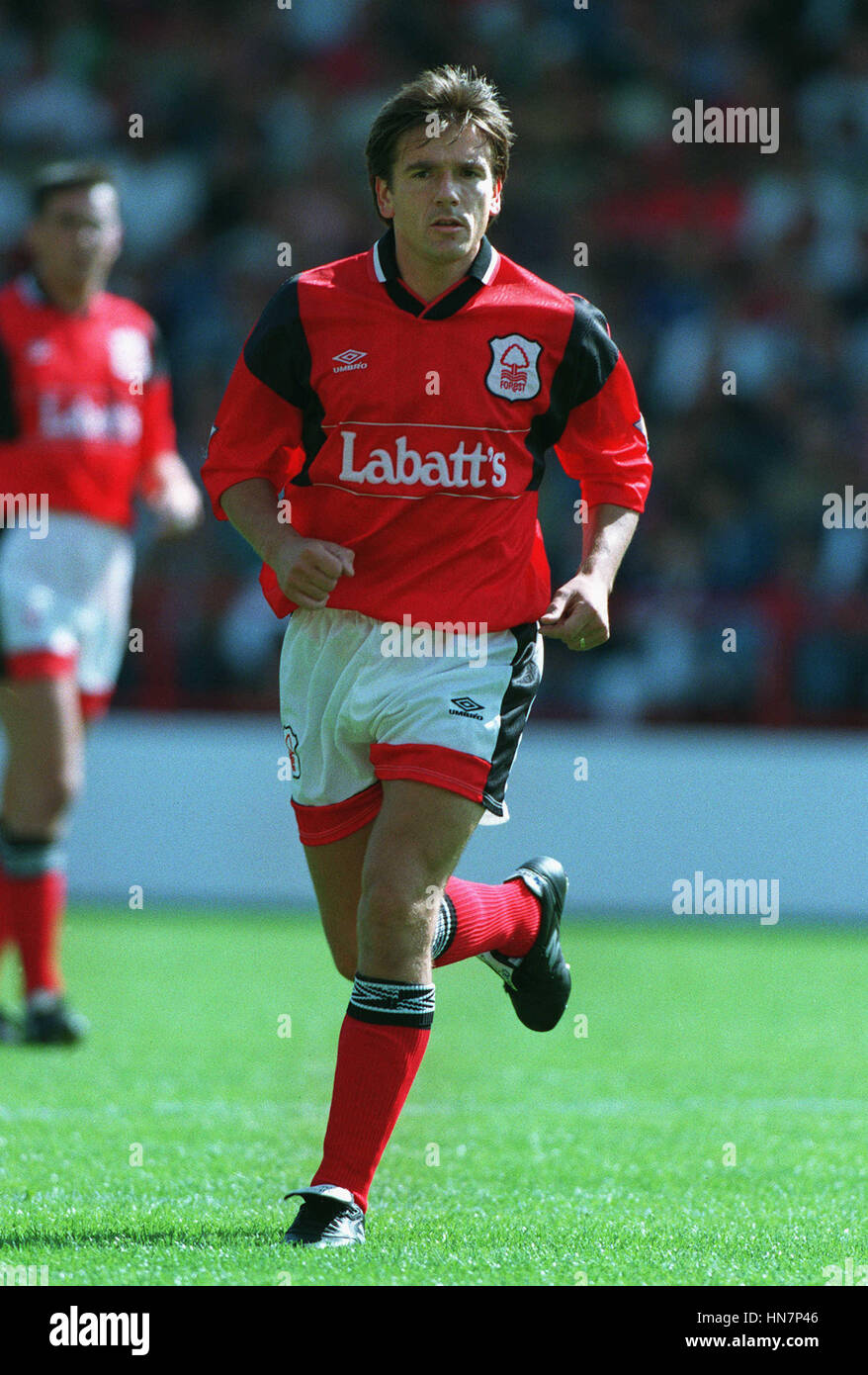 David phillips nottingham forest fc hi-res stock photography and images ...