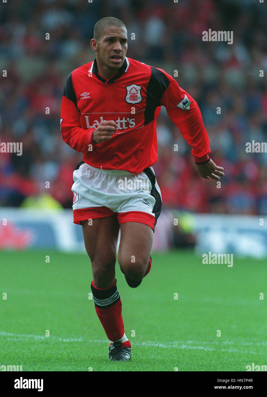 STAN COLLYMORE NOTTINGHAM FOREST FC 30 August 1994 Stock Photo - Alamy
