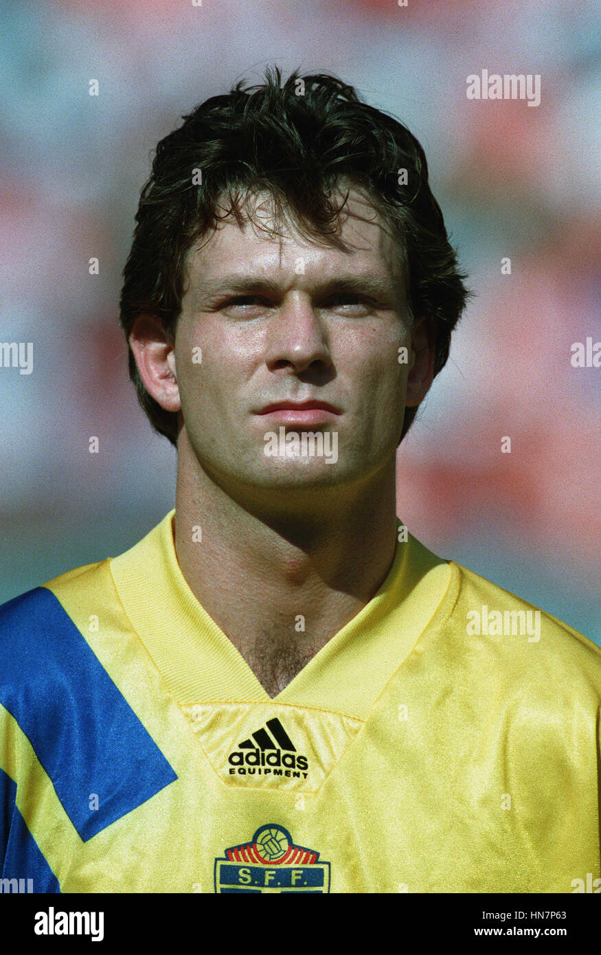 PONTUS KAAMARK SWEDEN & IFK GOTHENBURG 02 March 1994 Stock Photo - Alamy