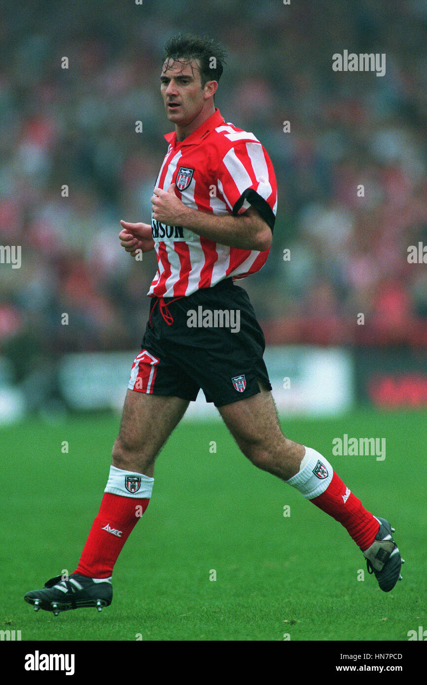 Philip sunderland hi-res stock photography and images - Alamy