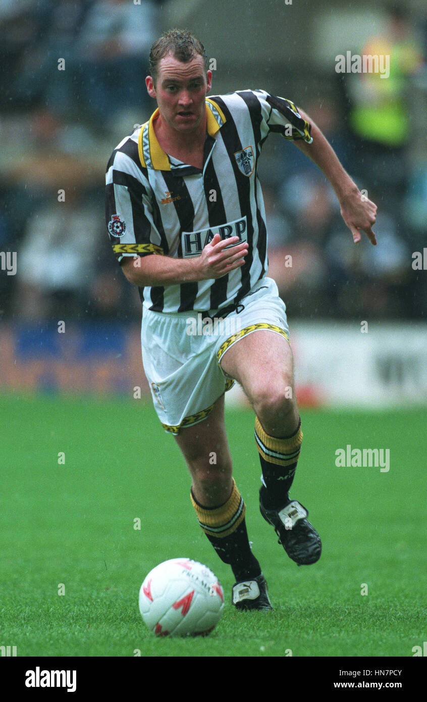 ROB MATTHEWS NOTTS COUNTY FC 06 September 1994 Stock Photo - Alamy