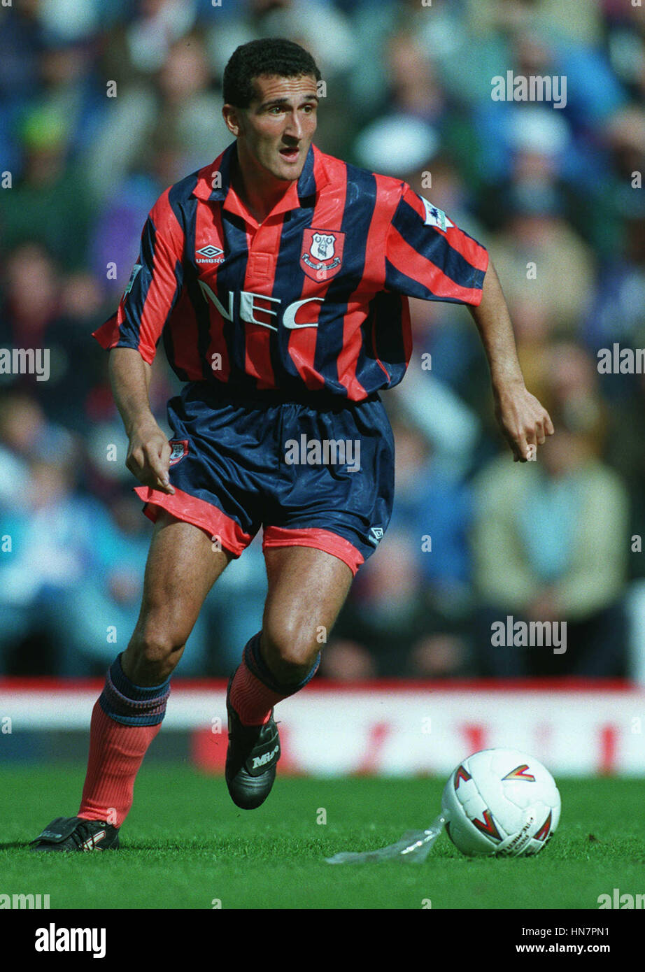 Vinny Samways High Resolution Stock Photography and Images - Alamy