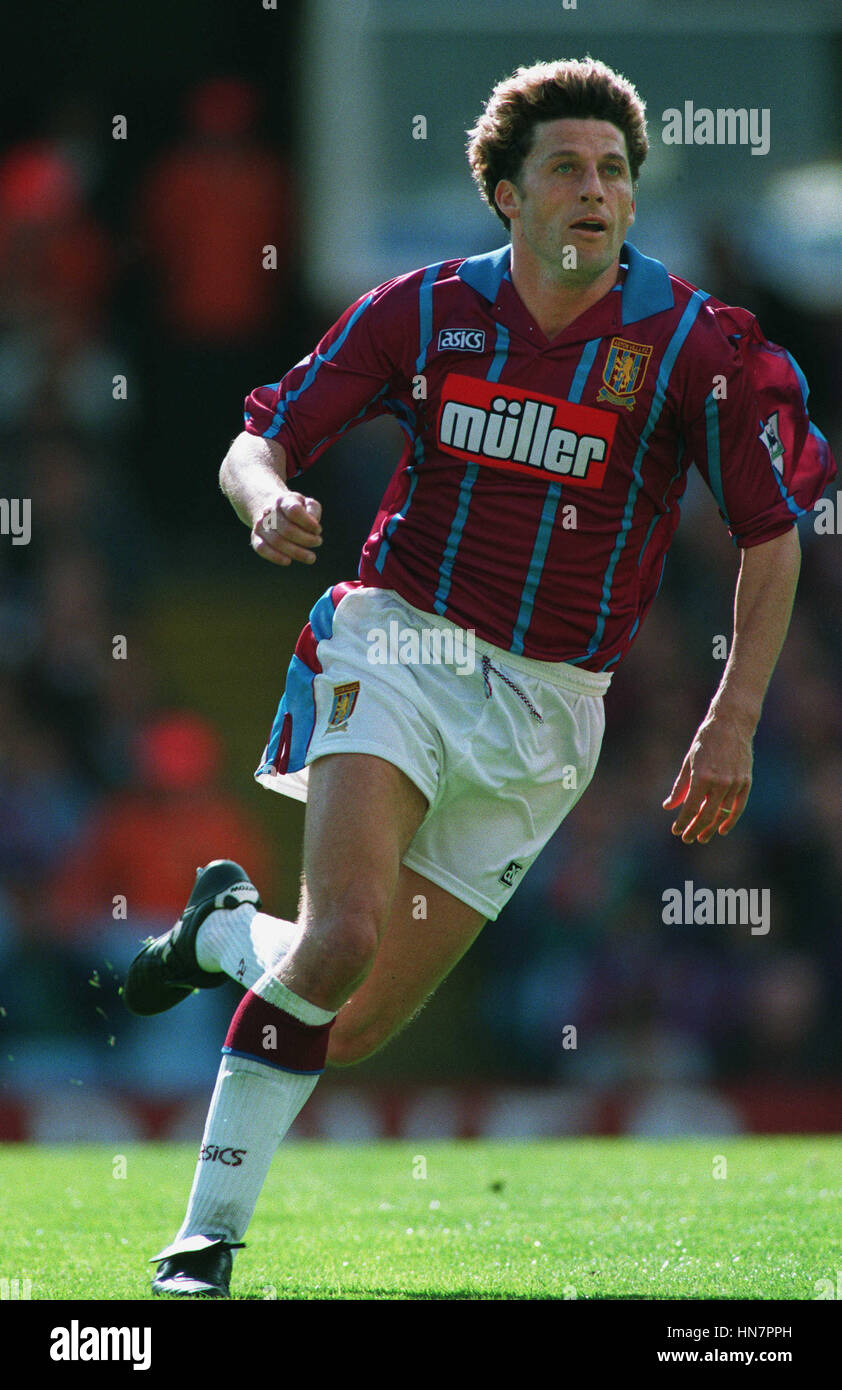 Andy townsend aston villa hi-res stock photography and images - Alamy