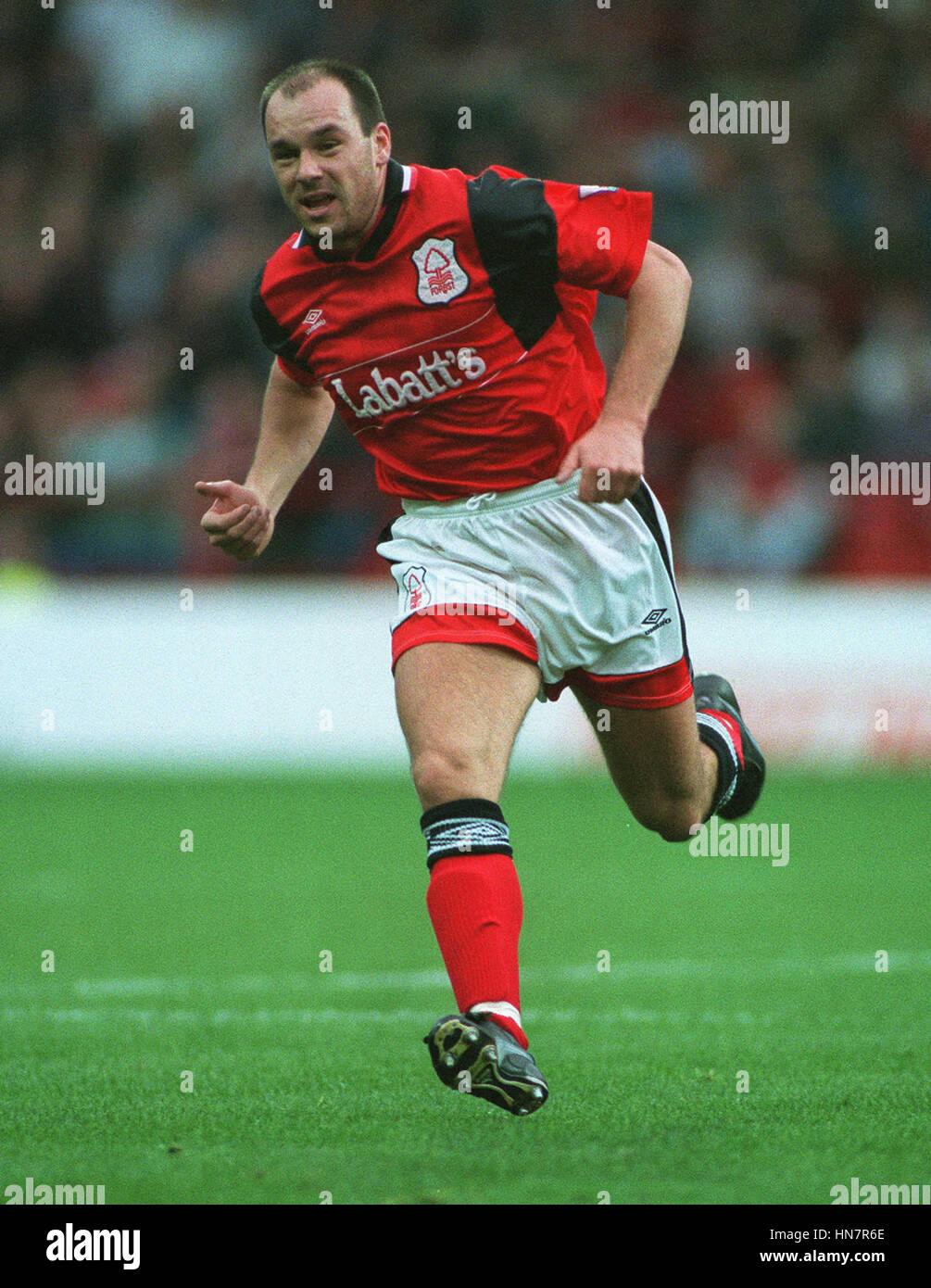 STEVE STONE NOTTINGHAM FOREST FC 22 November 1994 Stock Photo - Alamy