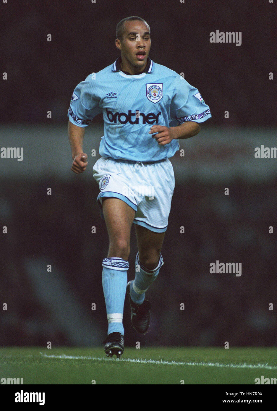 RICHARD EDGHILL MANCHESTER CITY FC 24 November 1994 Stock Photo - Alamy