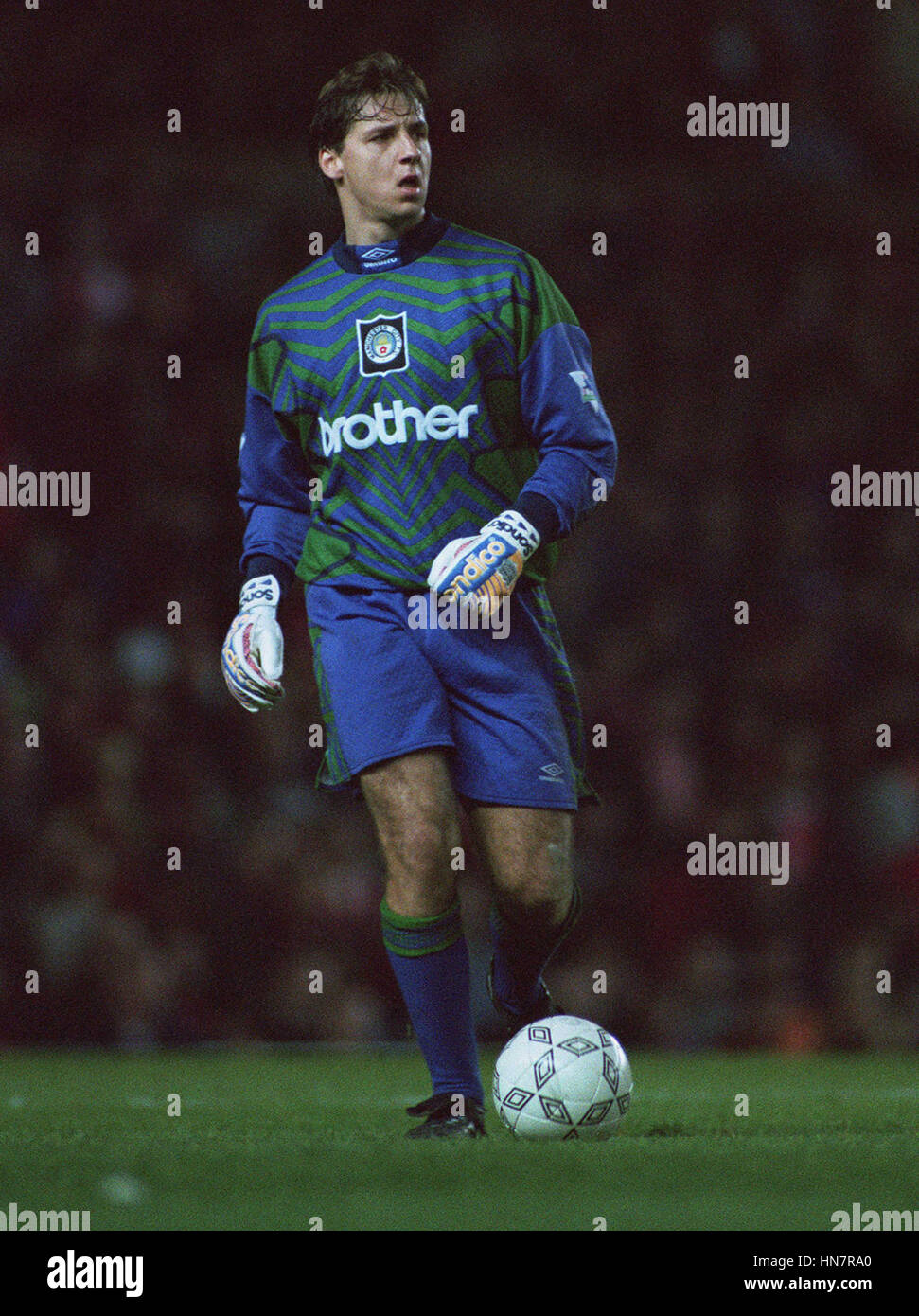 SIMON TRACEY MANCHESTER CITY FC 24 November 1994 Stock Photo - Alamy