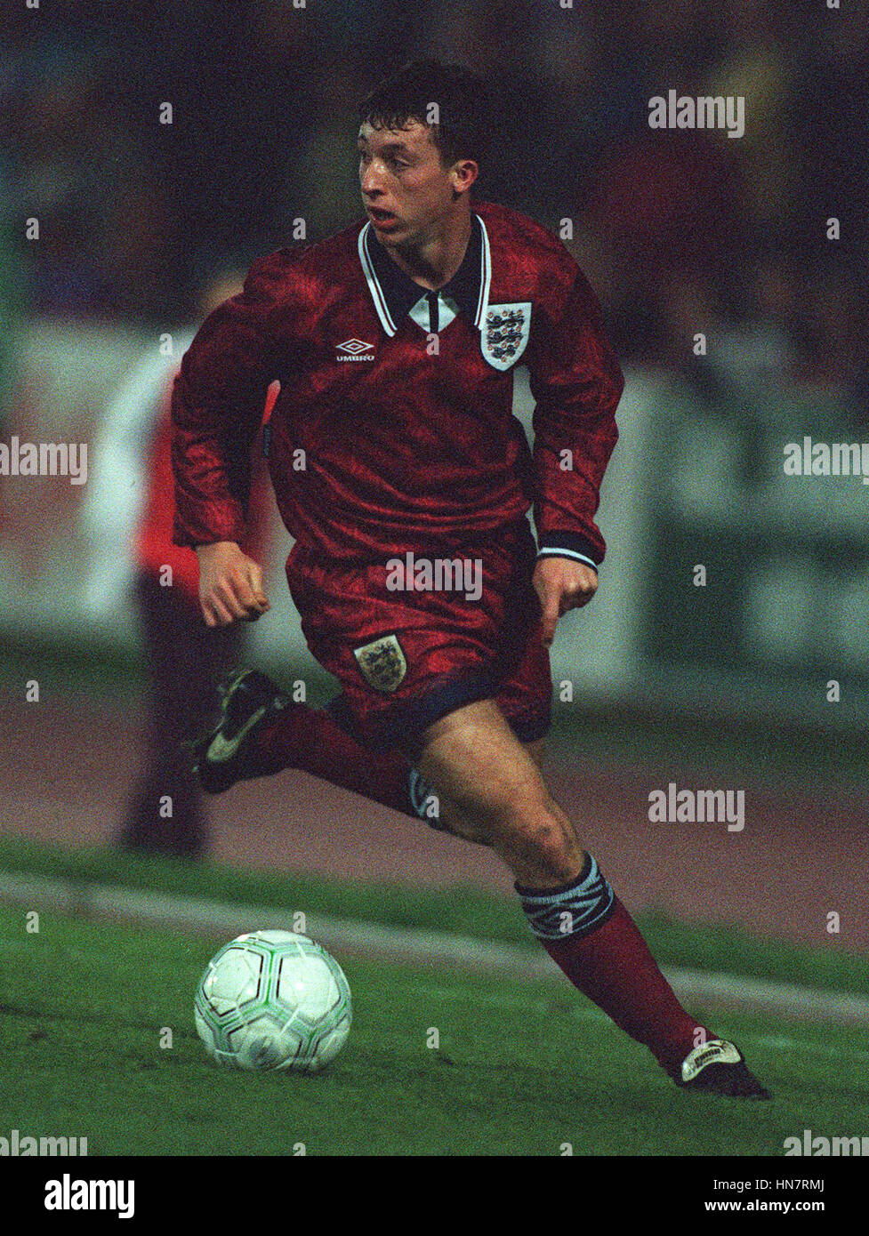 ROBBIE FOWLER ENGLAND U21 & LIVERPOOL FC 27 October 1994 Stock Photo ...
