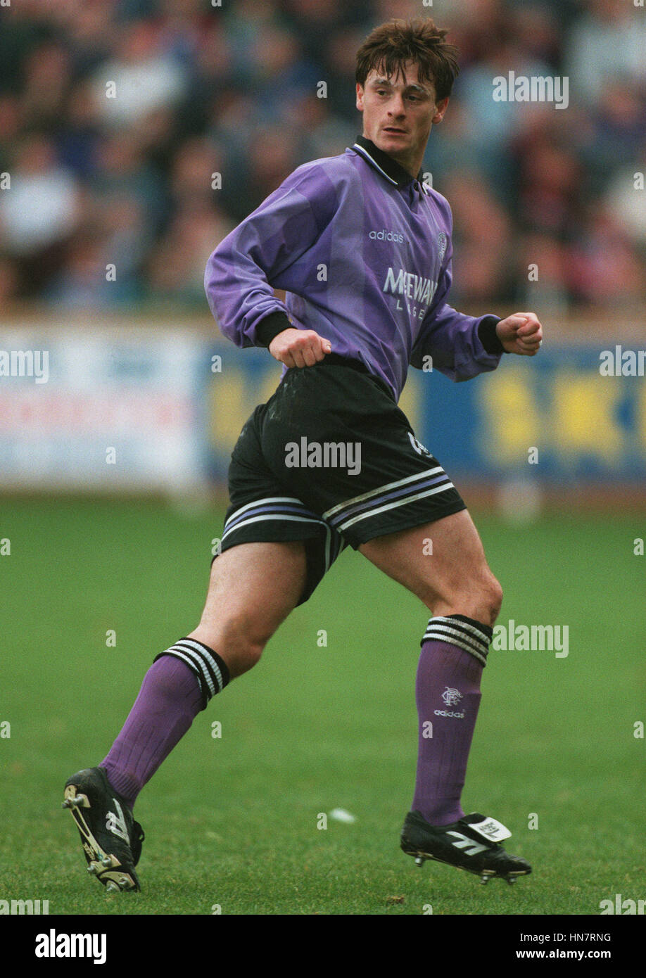 DAVID ROBERTSON GLASGOW RANGERS FC 28 October 1994 Stock Photo - Alamy