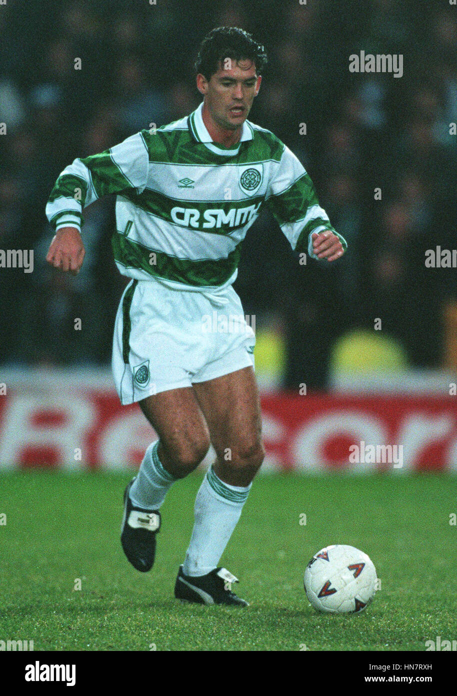 WILLIE FALCONER GLASGOW CELTIC FC 02 November 1994 Stock Photo - Alamy