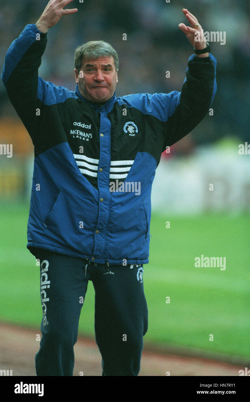 ARCHIE KNOX GLASGOW RANGERS ASSISTANT MAN 02 November 1994 Stock Photo ...