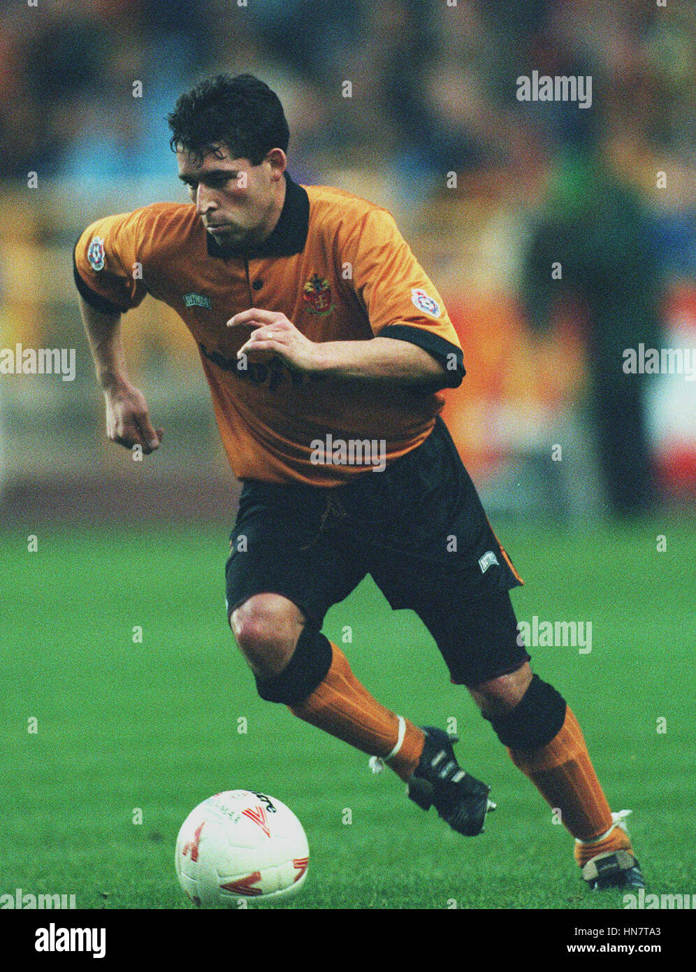 ANDY THOMPSON WOLVERHAMPTON WANDERERS FC 30 November 1994 Stock Photo ...
