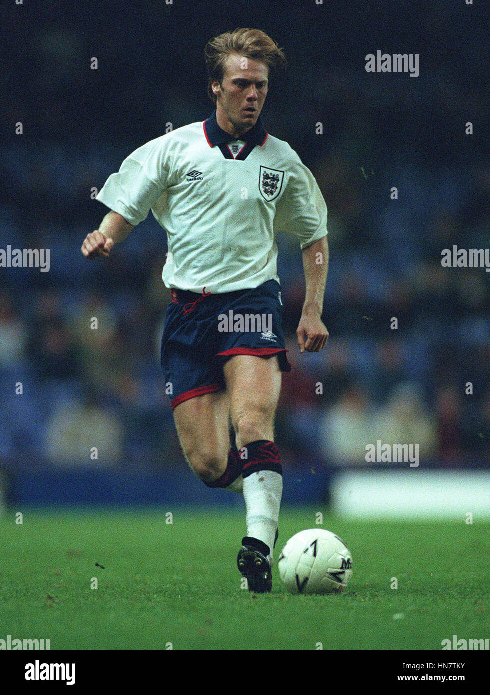WARREN BARTON ENGLAND & WIMBLEDON FC 15 December 1994 Stock Photo - Alamy