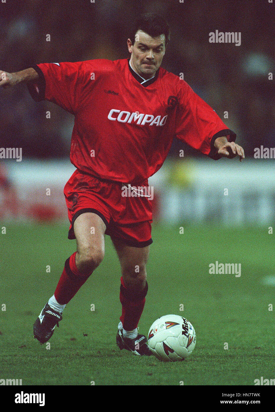 Steve hodge football hi-res stock photography and images - Alamy