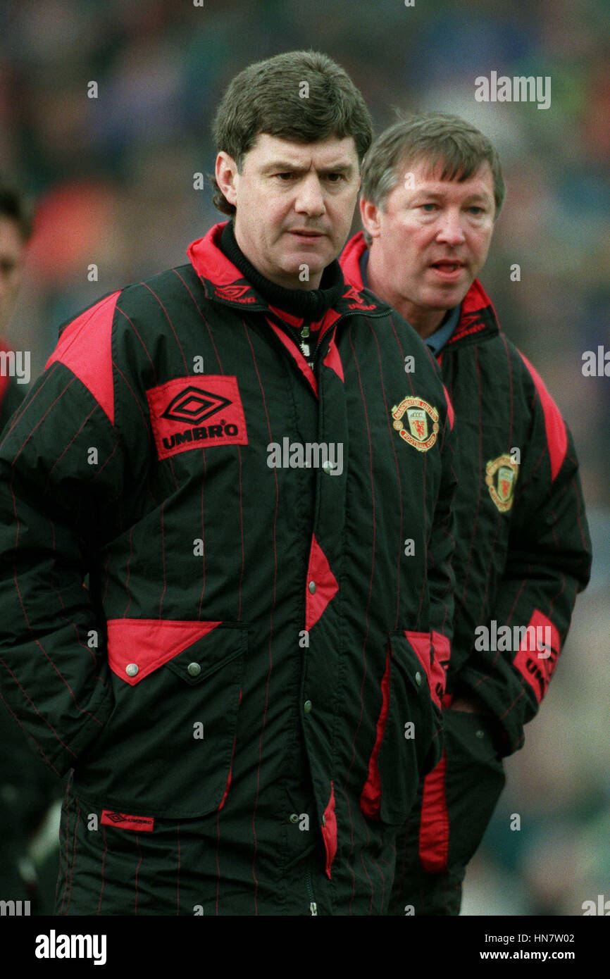 BRIAN KIDD MANCHESTER UNITED FC 08 April 1994 Stock Photo - Alamy