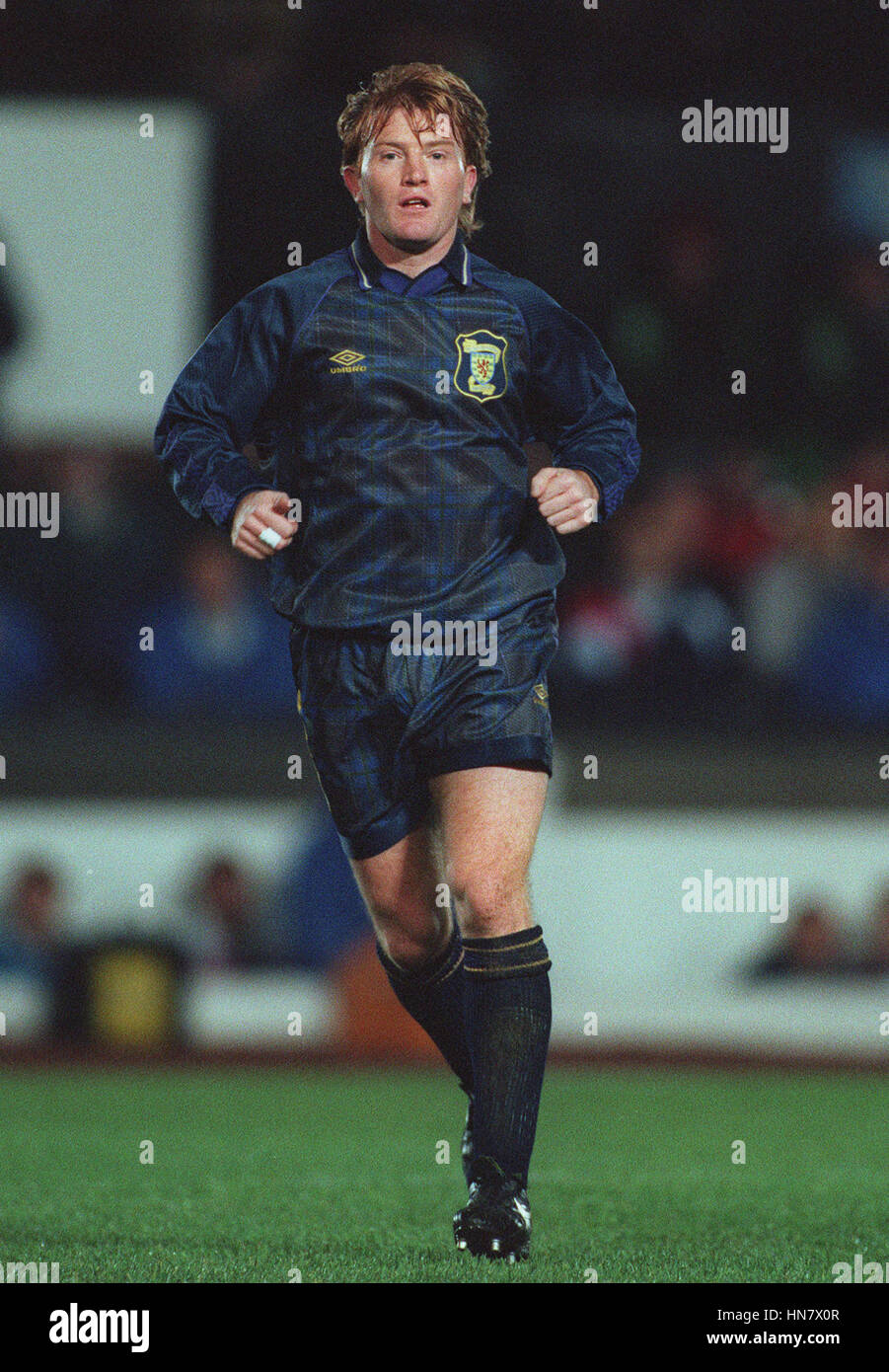 STUART MCCALL SCOTLAND & GLASGOW RANGERS FC 17 November 1994 Stock ...