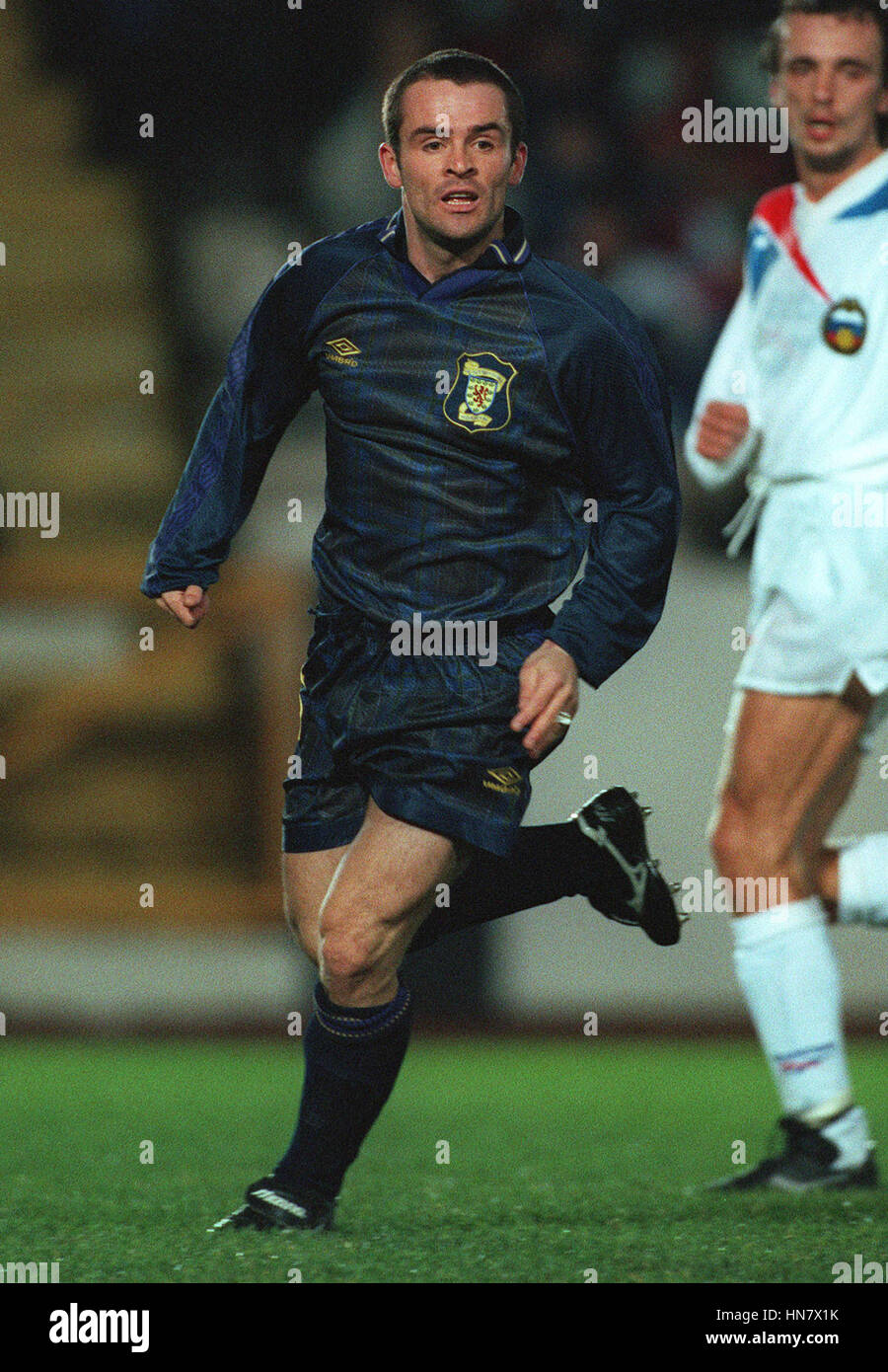 JOHN SPENCER SCOTLAND & CHELSEA FC 17 November 1994 Stock Photo - Alamy