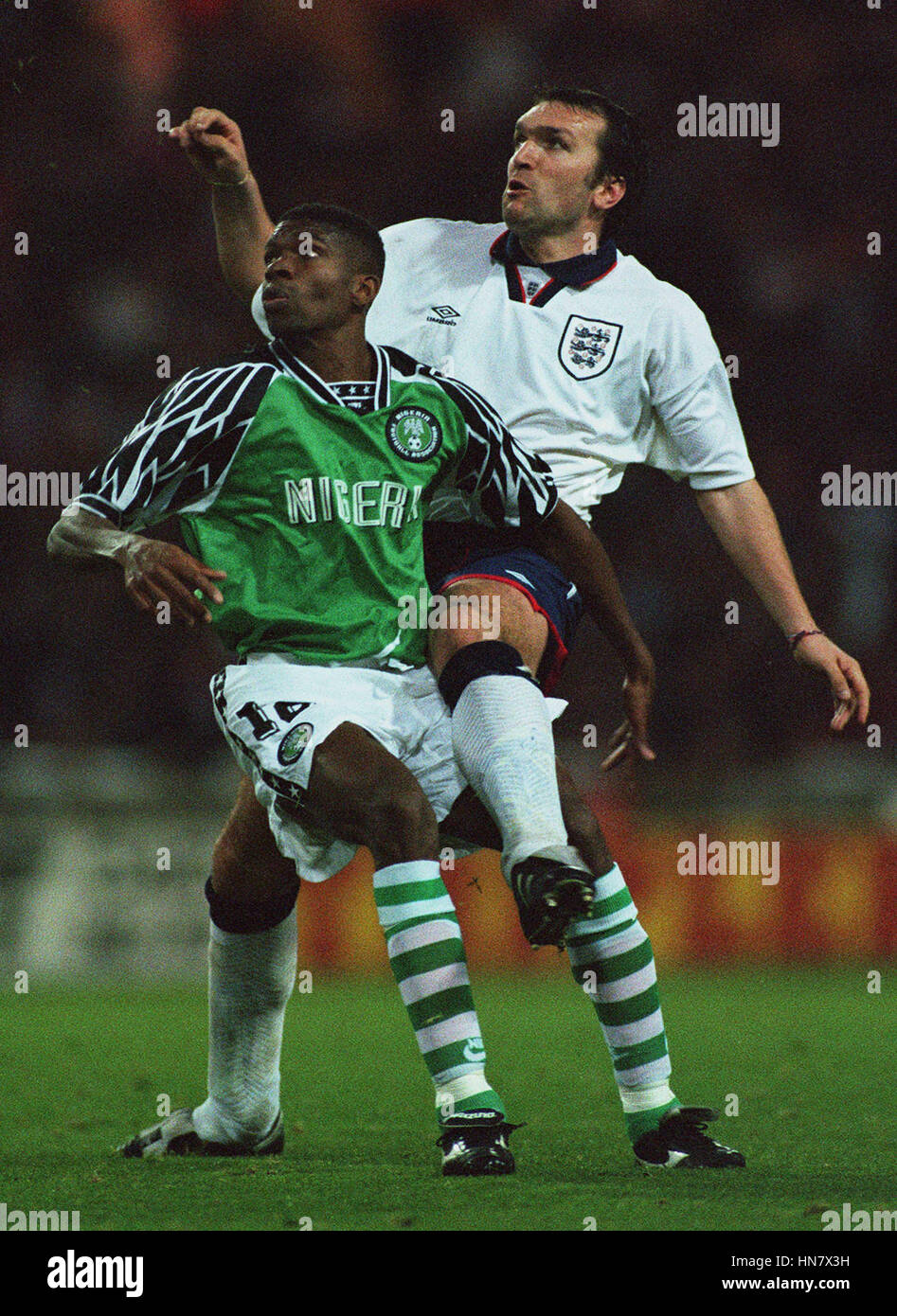 NEIL RUDDOCK & EFAN EKOKU ENGLAND V NIGERIA 18 November 1994 Stock ...