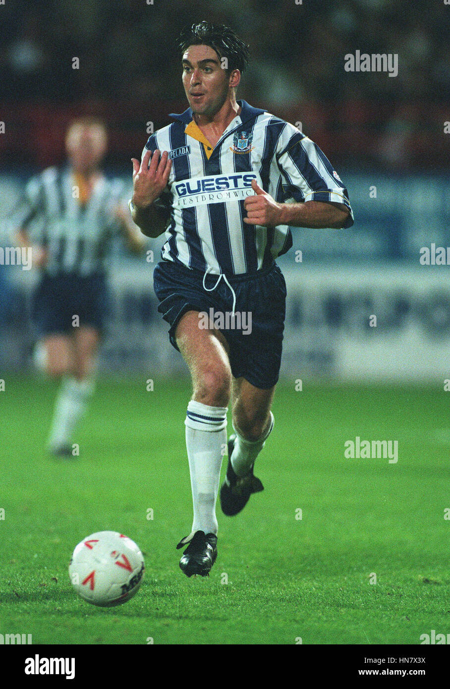 IAN HAMILTON WEST BROMWICH ALBION FC 18 November 1994 Stock Photo - Alamy