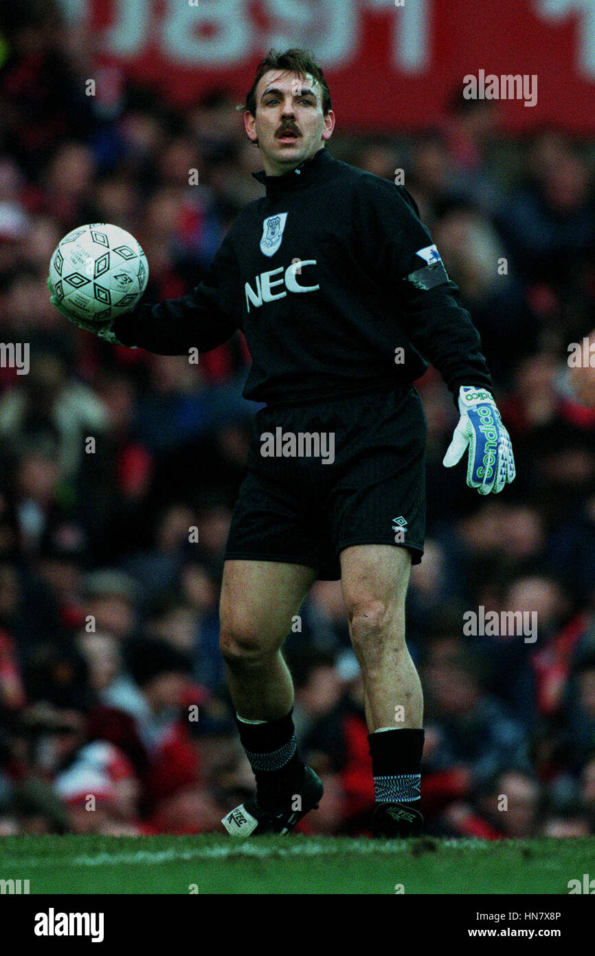 Neville southall hi-res stock photography and images - Alamy