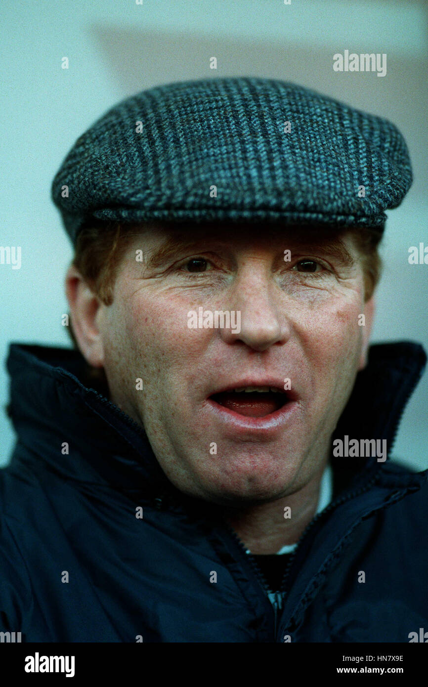 ALAN BALL SOUTHAMPTON FC MANAGER 29 January 1994 Stock Photo - Alamy