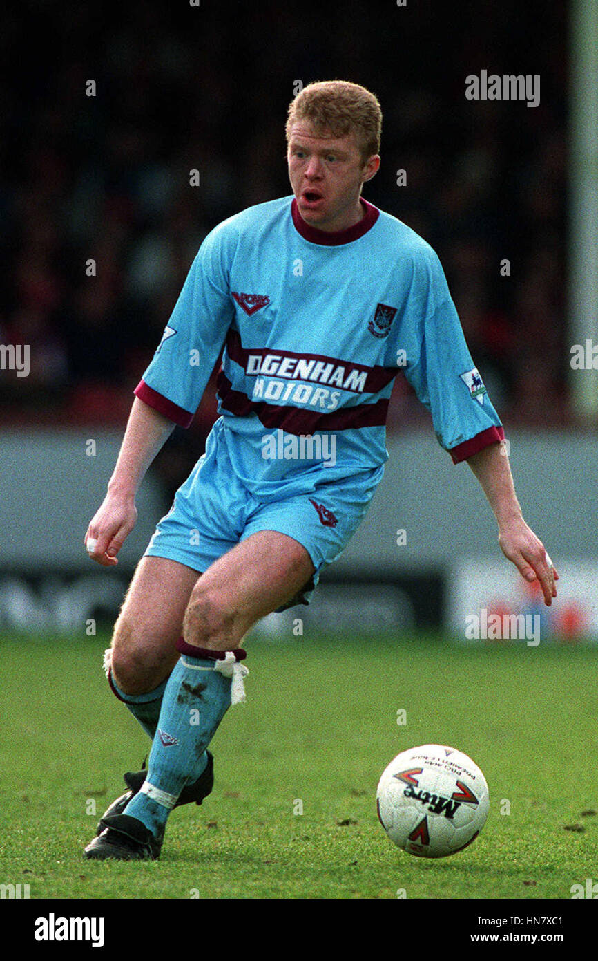 DAVID BURROWS WEST HAM UNITED FC 08 March 1994 Stock Photo - Alamy