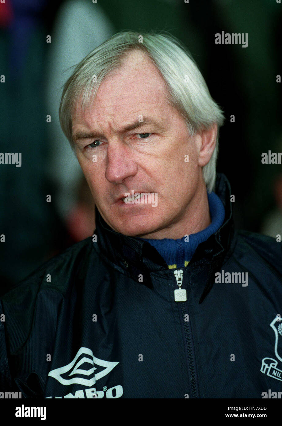 Mike walker hi-res stock photography and images - Alamy