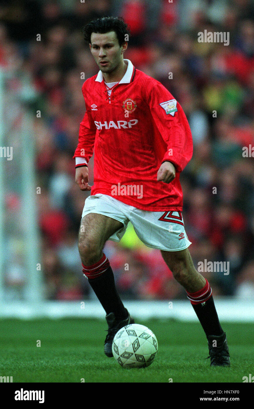 Ryan giggs manchester united 1994 hi-res stock photography and images ...