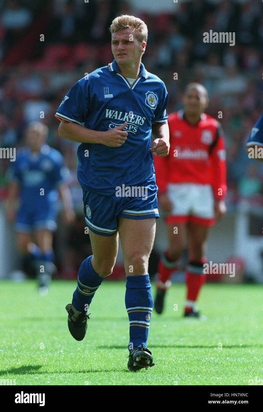 NICKY MOHAN LEICESTER CITY FC 30 August 1994 Stock Photo - Alamy