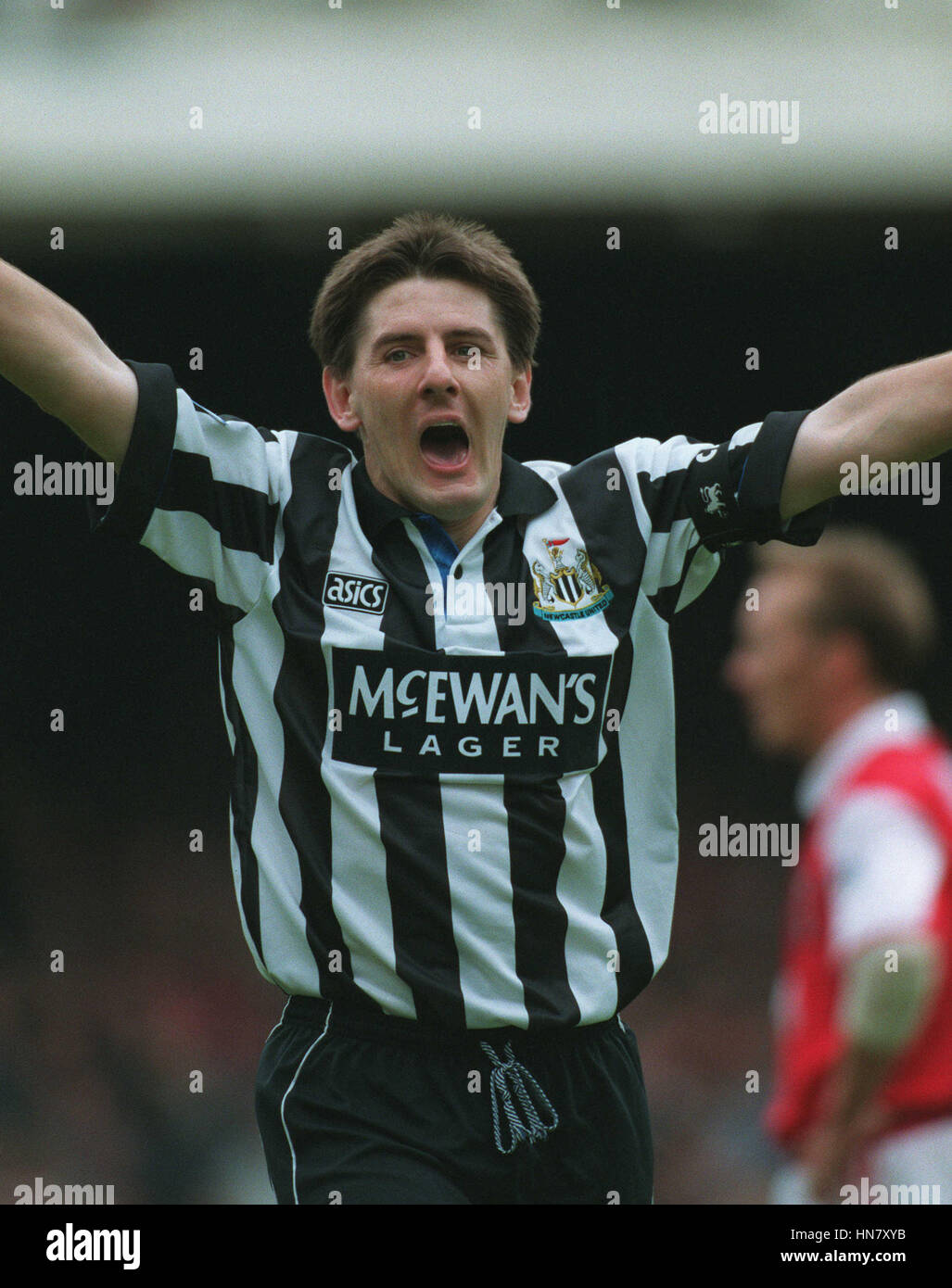 PETER BEARDSLEY NEWCASTLE UNITED FC 20 September 1994 Stock Photo - Alamy