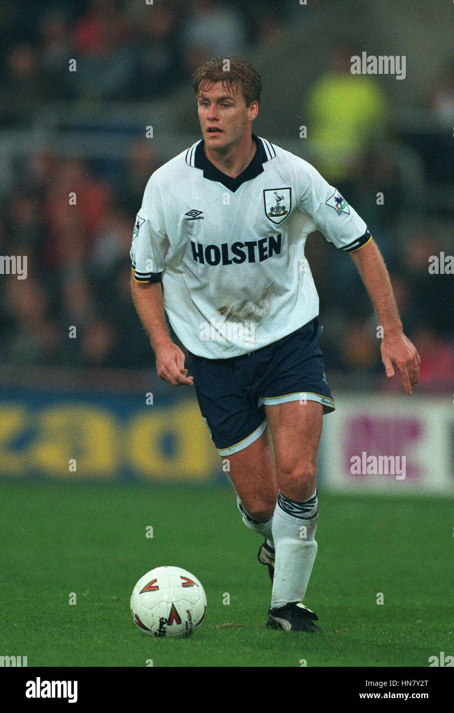 KEVIN SCOTT TOTTENHAM HOTSPUR FC 03 October 1994 Stock Photo - Alamy