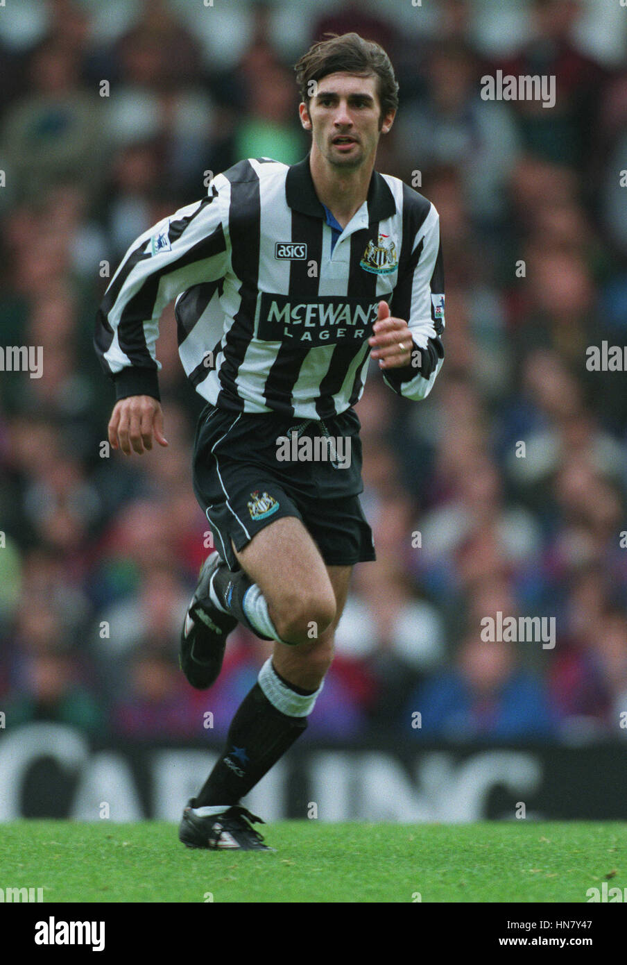 PAUL KITSON NEWCASTLE UNITED FC 04 October 1994 Stock Photo - Alamy