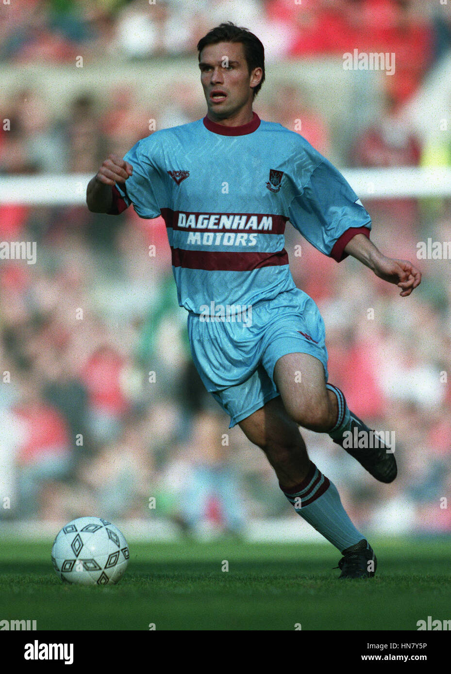 Steve potts west ham hi-res stock photography and images - Alamy
