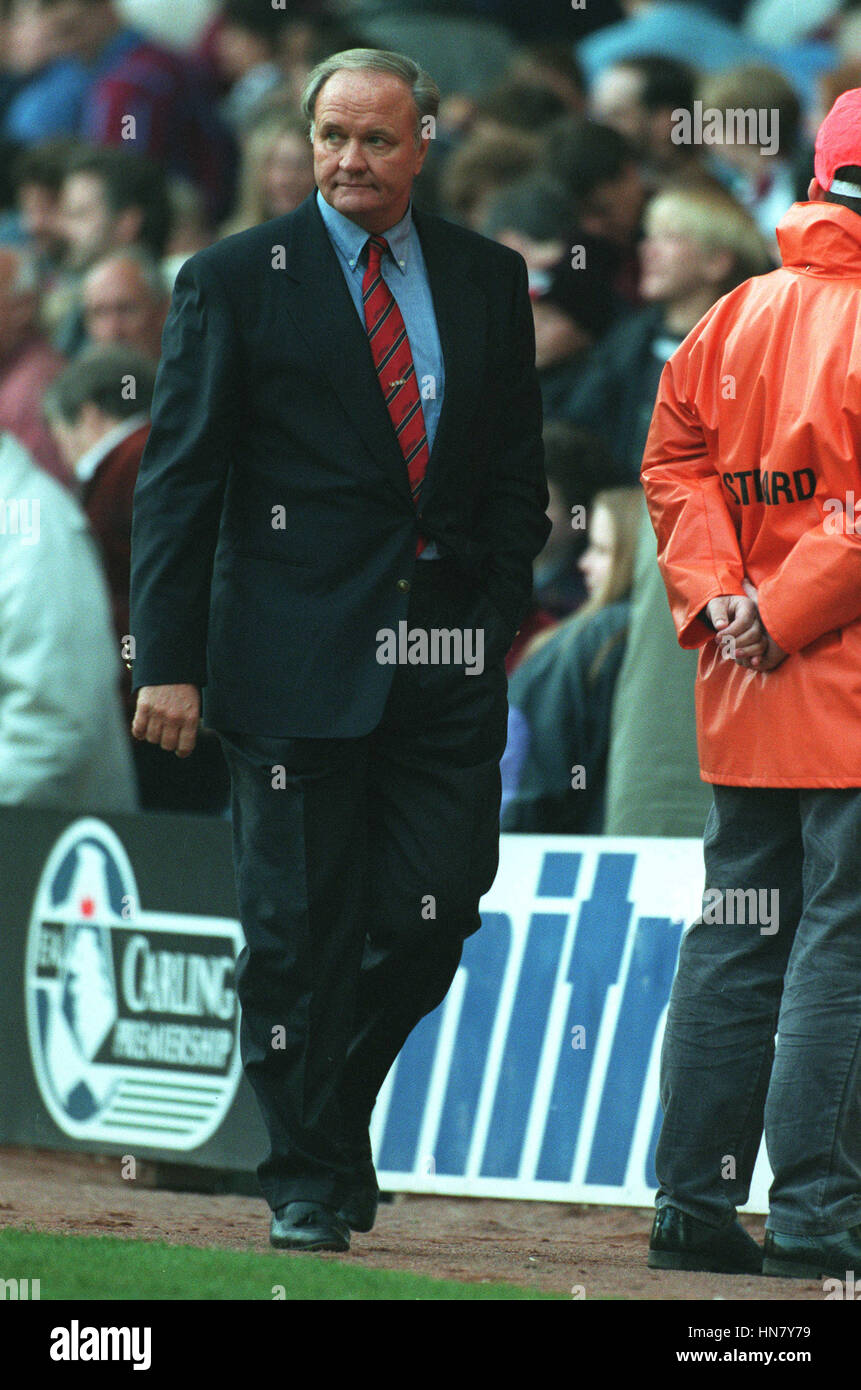 Ron atkinson hi-res stock photography and images - Alamy