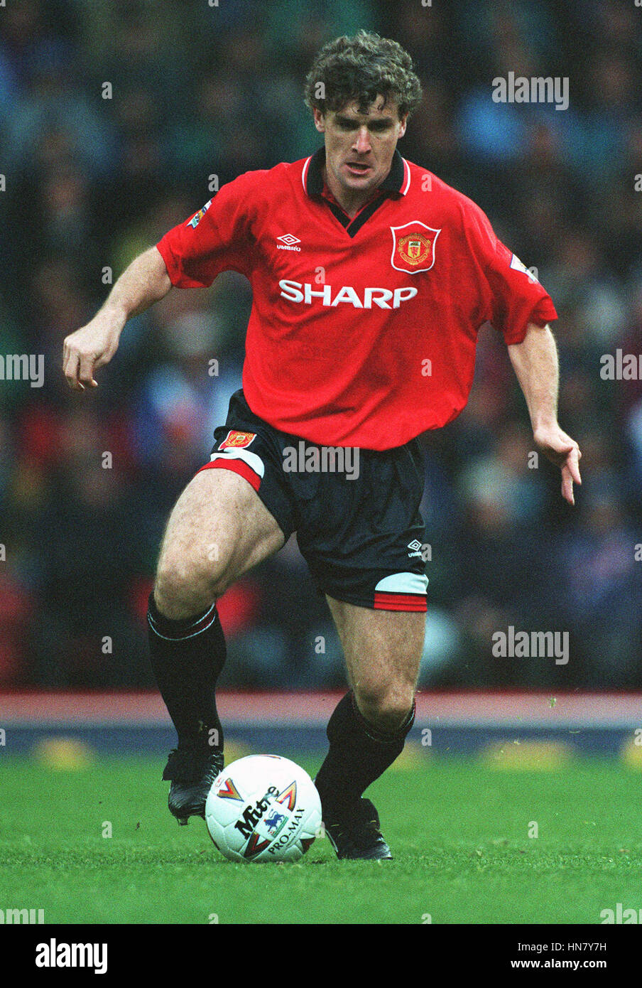 MARK HUGHES MANCHESTER UNITED FC 24 October 1994 Stock Photo - Alamy