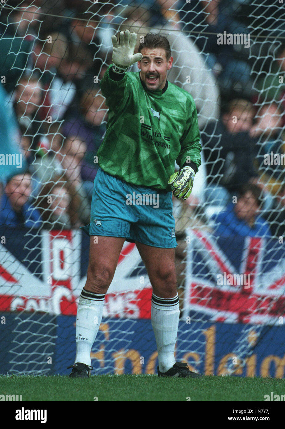 STEVE SUTTON DERBY COUNTY FC 24 October 1994 Stock Photo - Alamy