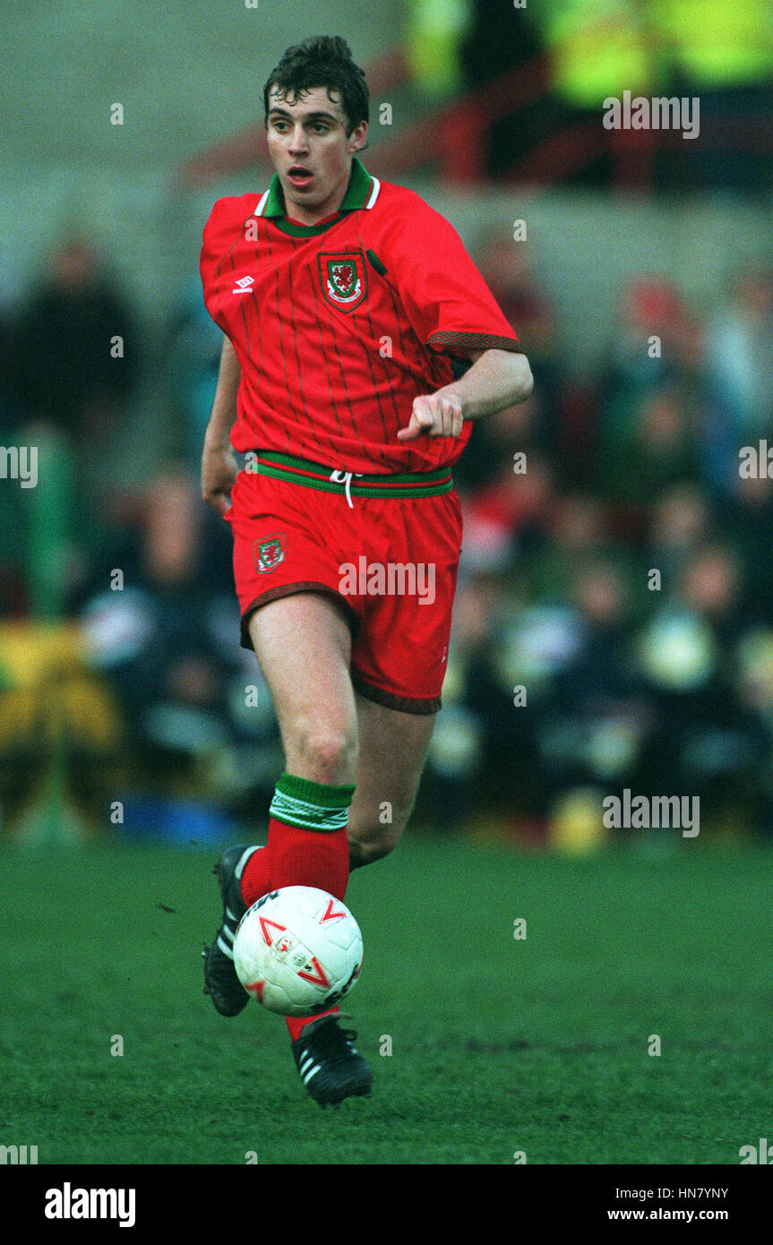 ANDREW MELVILLE WALES & SUNDERLAND FC 21 April 1994 Stock Photo - Alamy