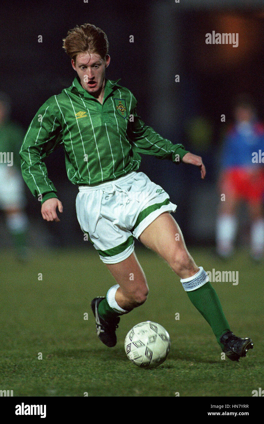 STEVE LOMAS NORTHERN IRELAND & MAN CITY FC 26 April 1994 Stock Photo ...