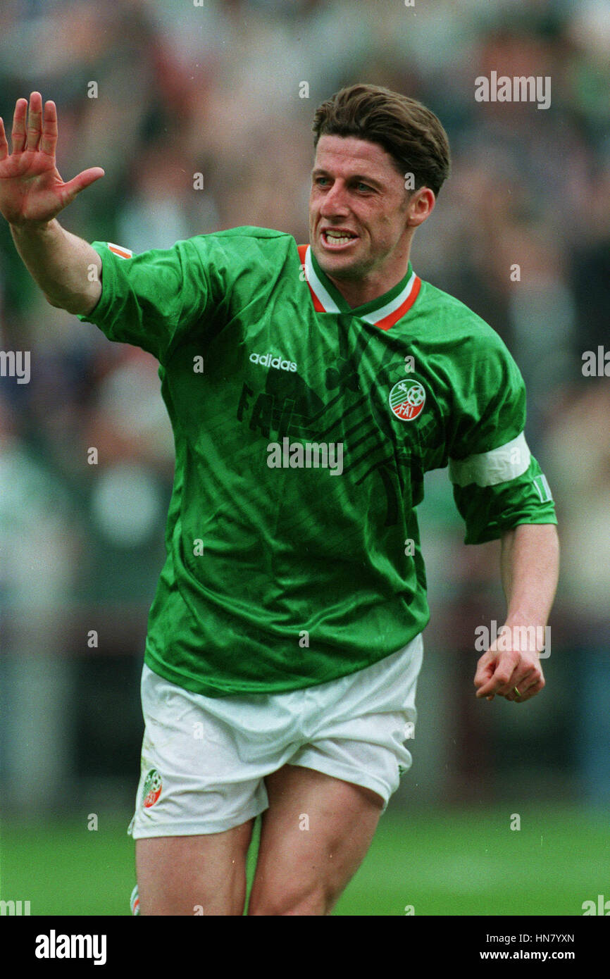 Andy Townsend Aston Villa Stock Photos & Andy Townsend Aston Villa ...