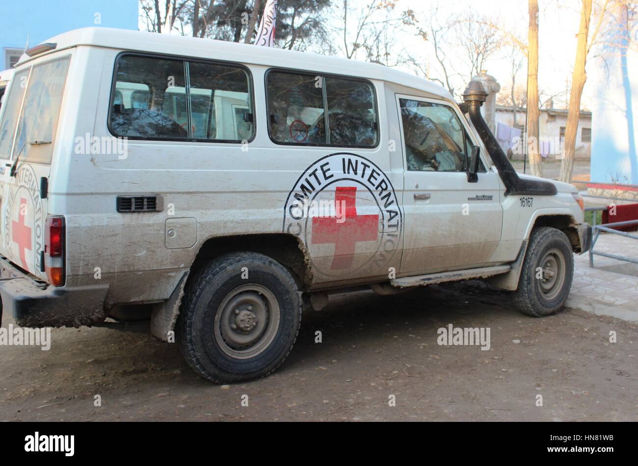 International red cross vehicle hi-res stock photography and images - Alamy