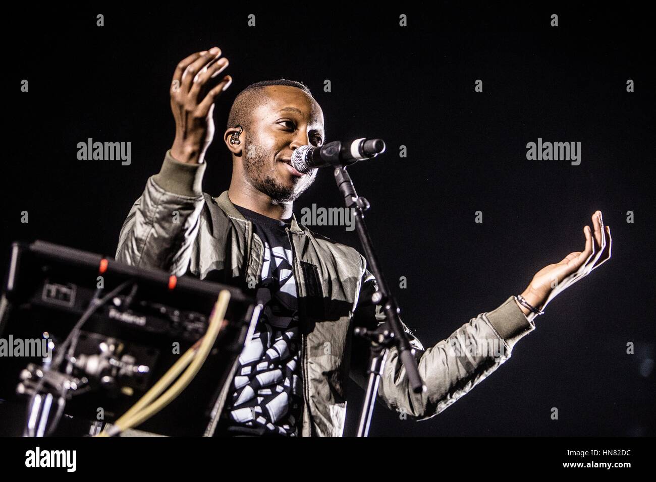 Tinashe singer hi-res stock photography and images - Alamy