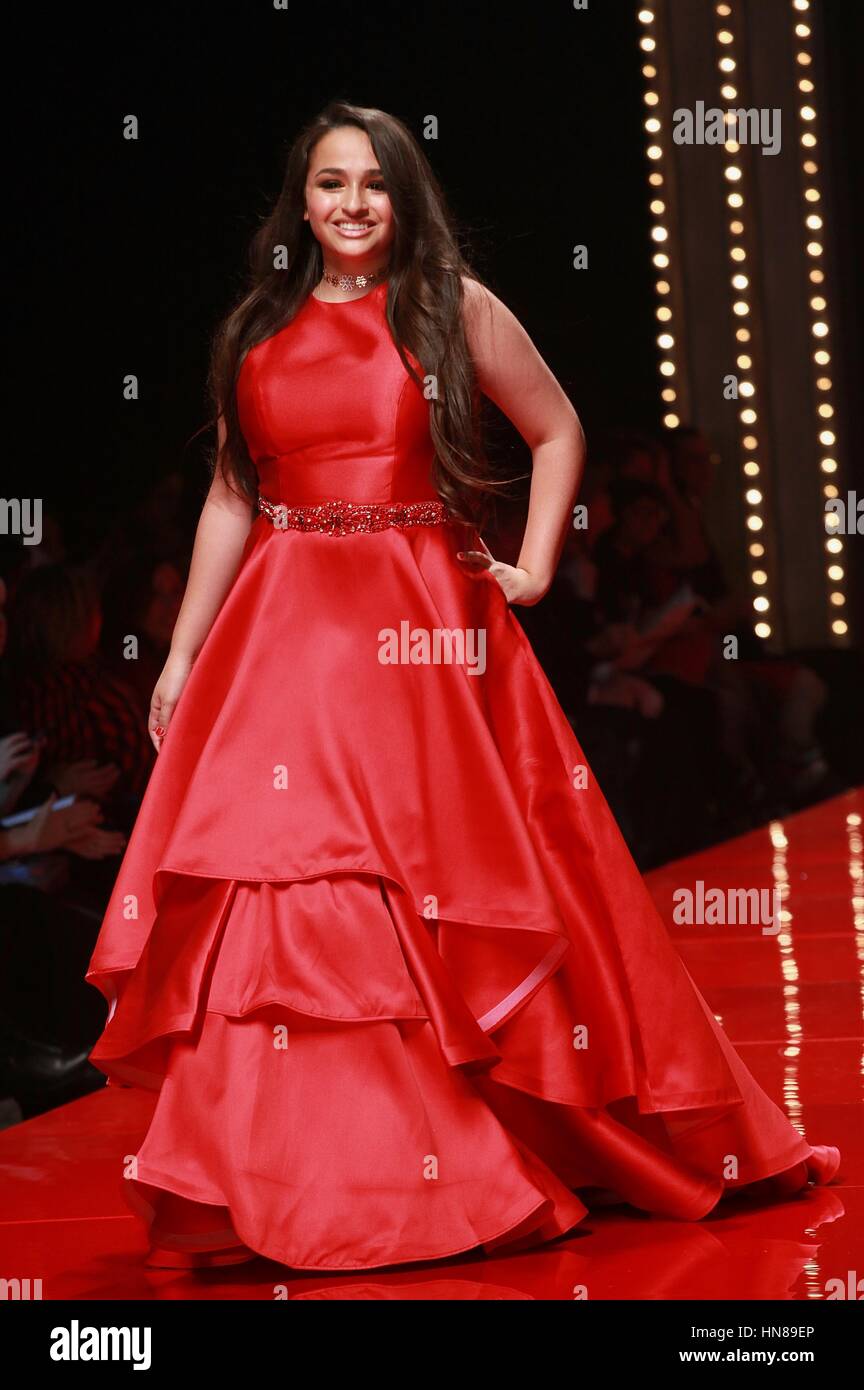 Jazz jennings 2017 hi-res stock photography and images - Alamy