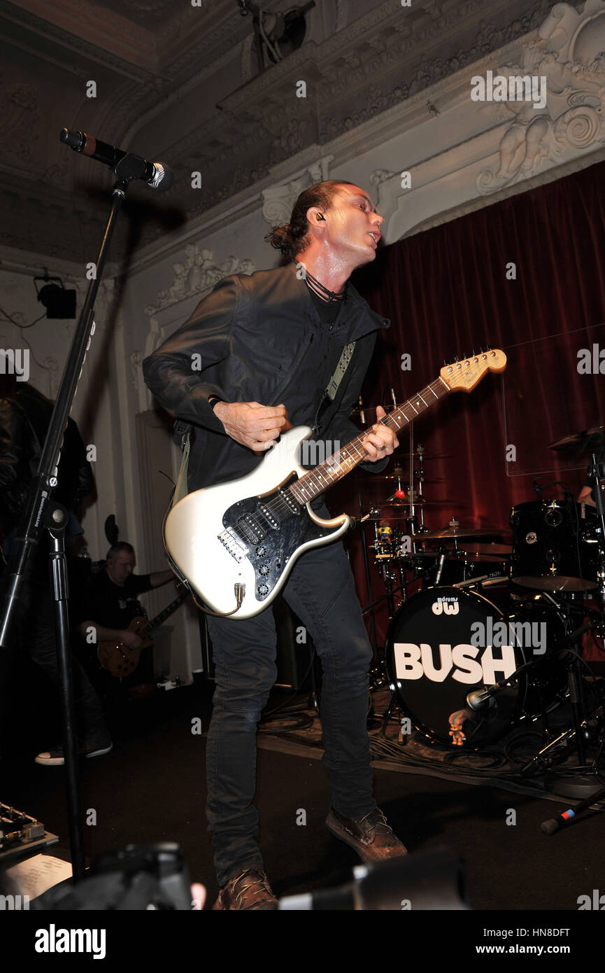 London bush hall hi-res stock photography and images - Alamy