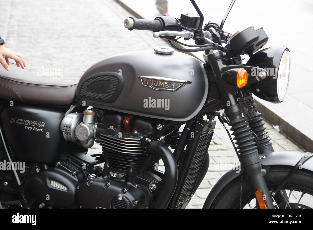 Triumph bonneville t120 hi-res stock photography and images - Alamy