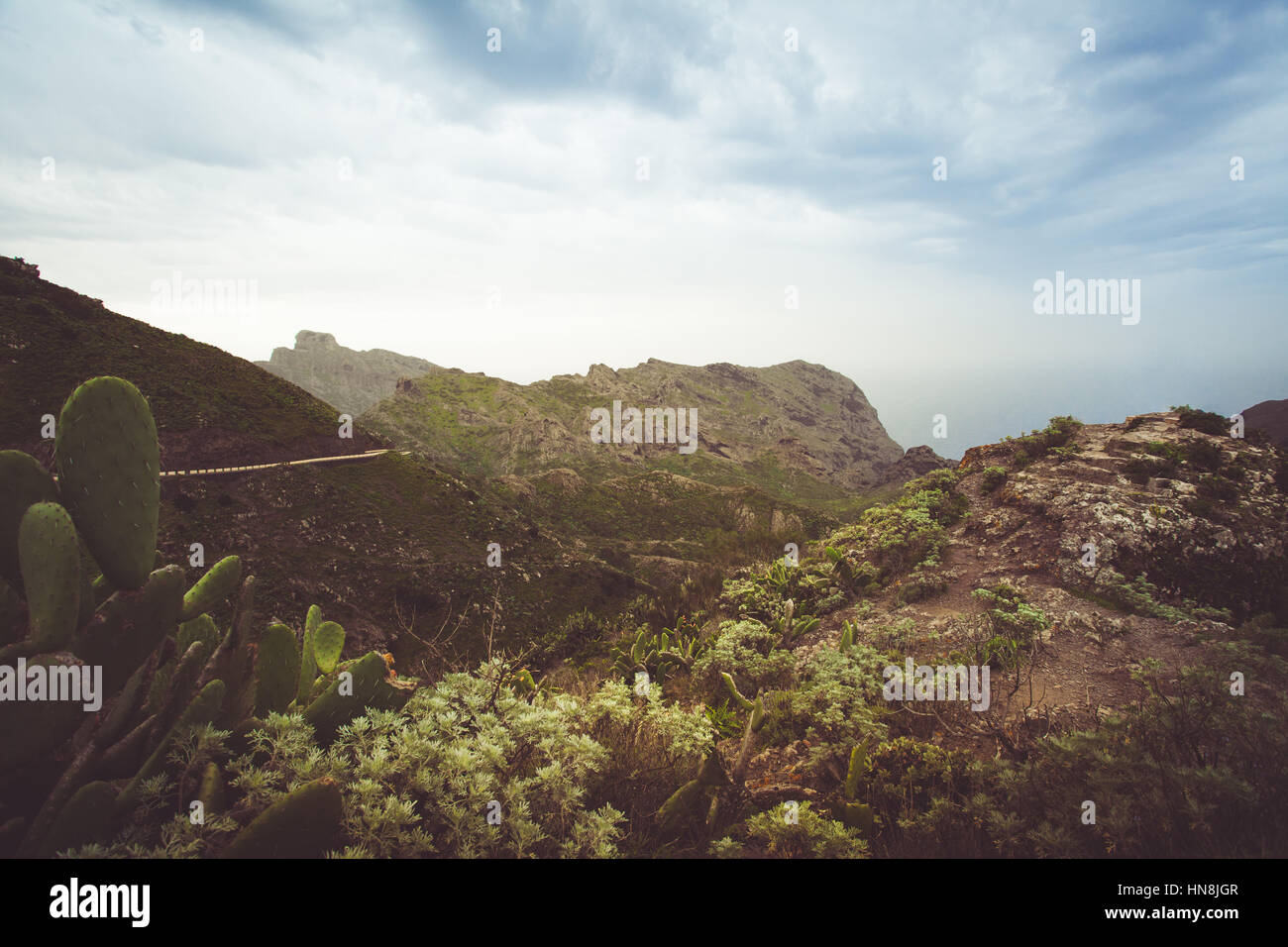 Contrasting landscapes hi-res stock photography and images - Alamy