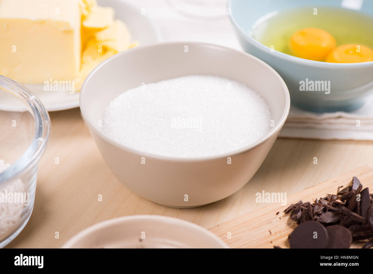 closeup of granulated sugar in bowl Stock Photo - Alamy