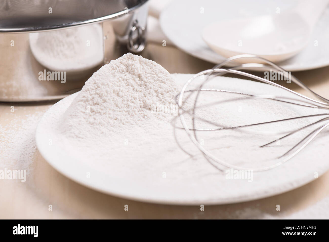 detail of powder in the kitchen while cooking Stock Photo - Alamy