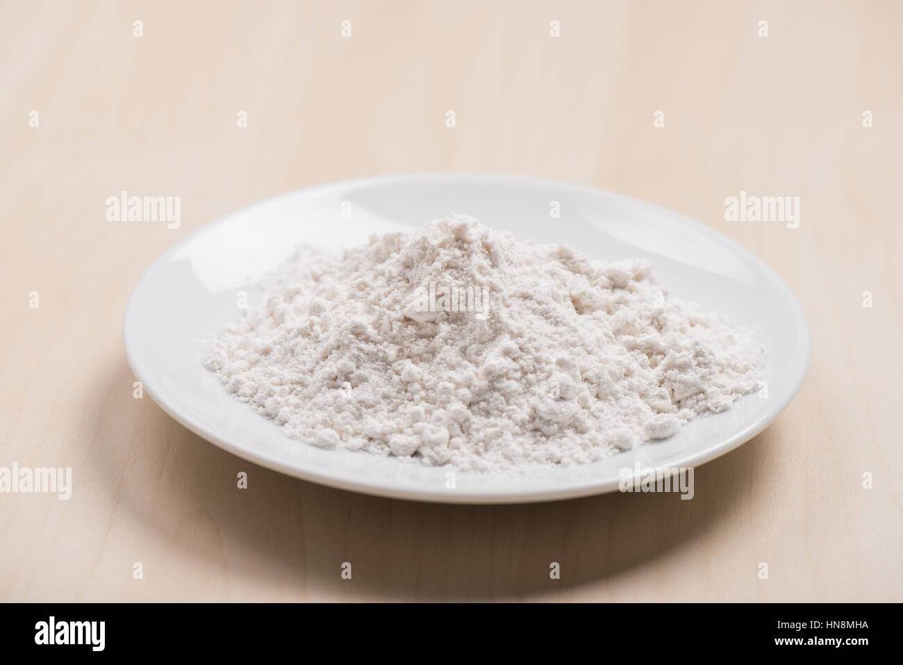 detail of powder in the kitchen while cooking Stock Photo - Alamy