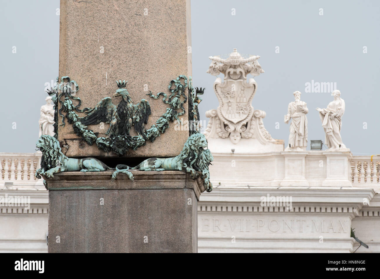 Roman sculptures hi-res stock photography and images - Alamy