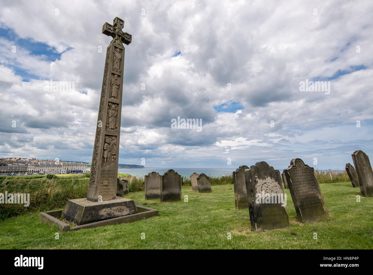 Whitby cemetery hi-res stock photography and images - Alamy